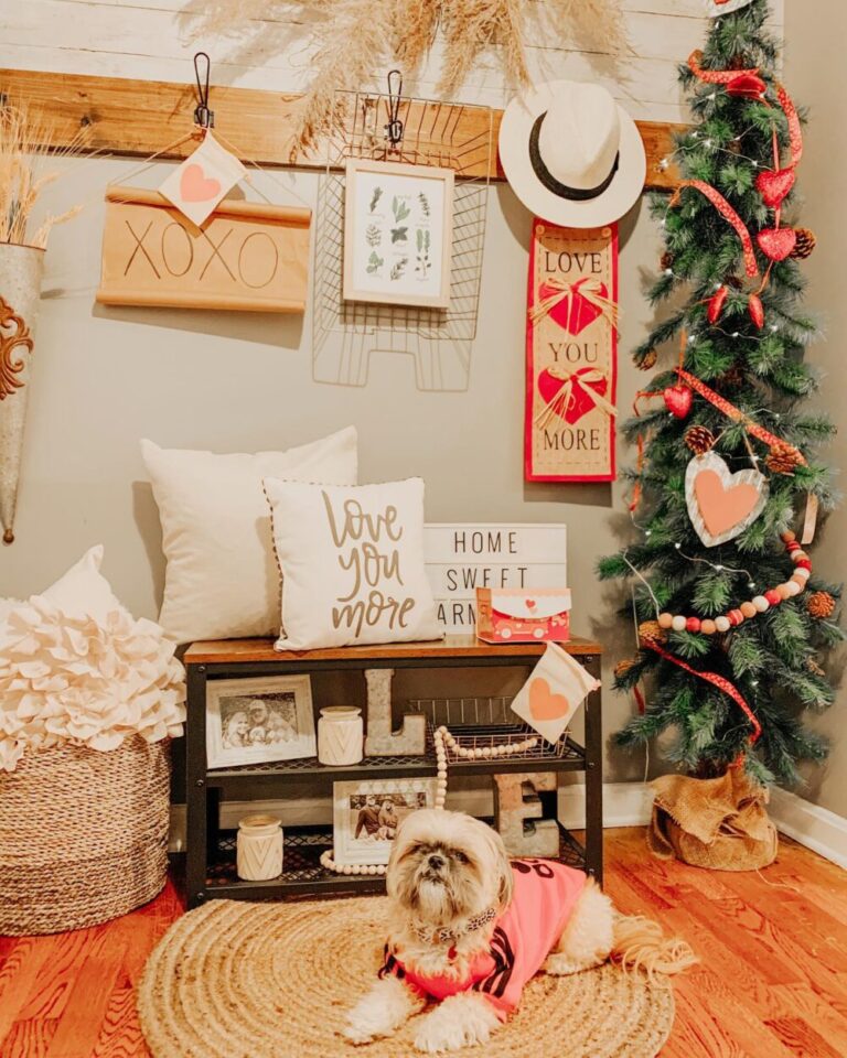 Valentines Day Home Decor: Decorations That'll Make You Fall Head Over ...