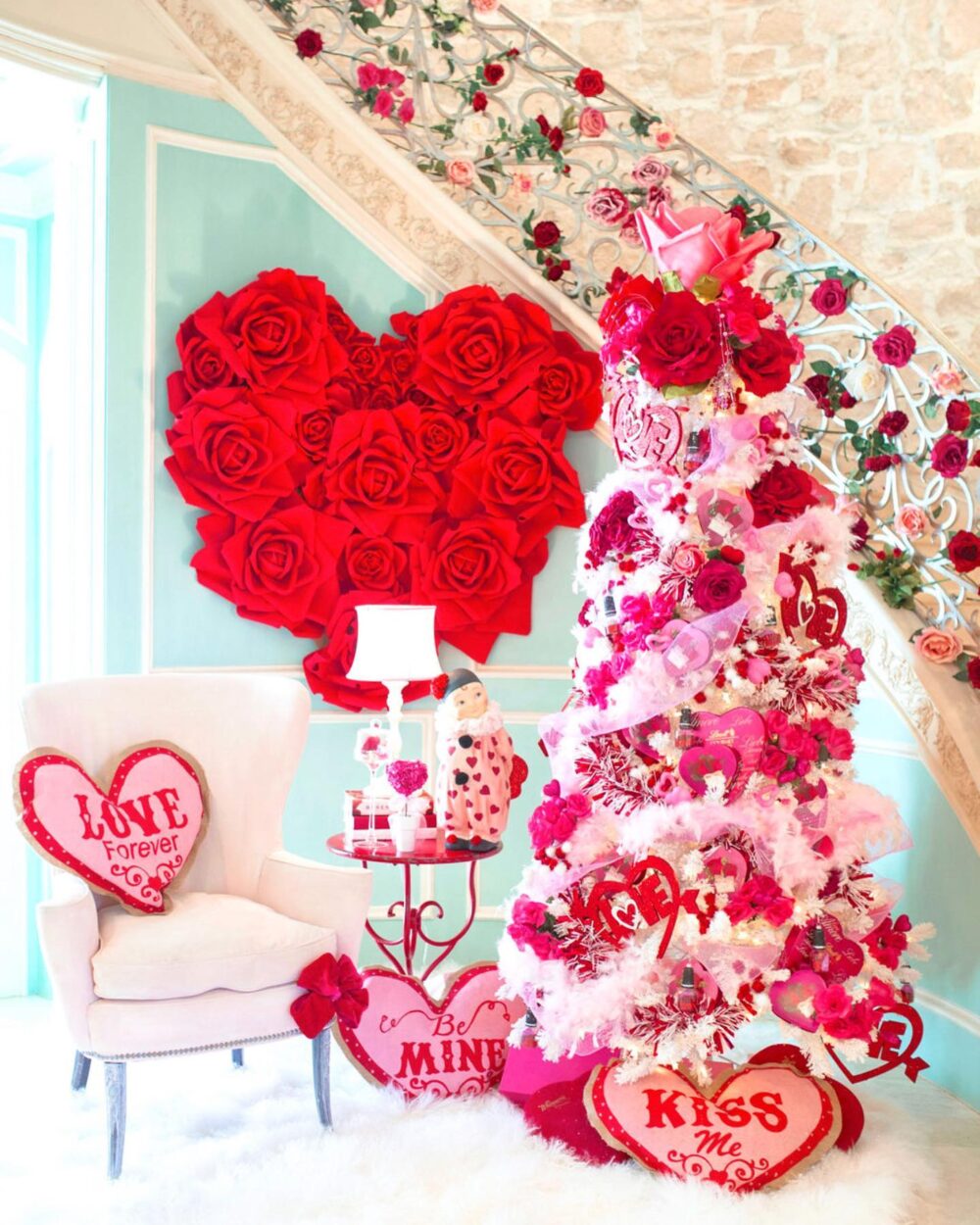Valentines Day Home Decor: Decorations That'll Make You Fall Head Over ...