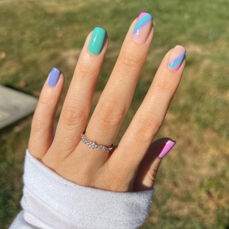 43 Best Short Nail Design Ideas That Are Sure To Make You Feel Fabulous