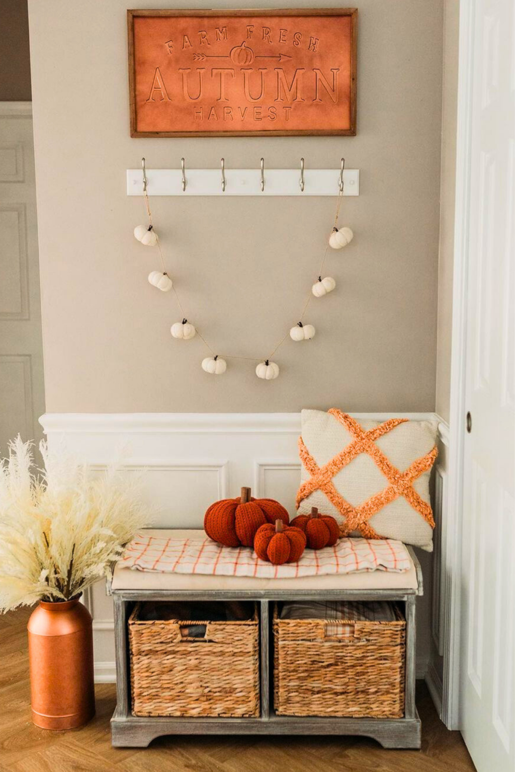 37 Inspiring Ideas to Bring Fall Decorations Into Your Home
