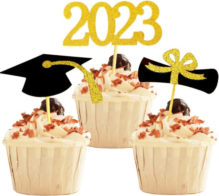 37 Creative Graduation Party Decoration Ideas to Celebrate Your ...