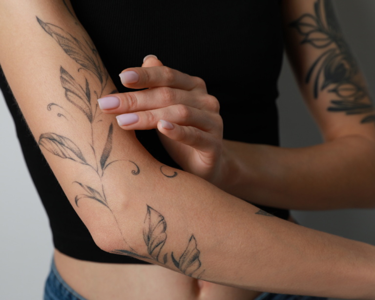 39 Forearm Tattoos: The Hottest Trends of the Year!