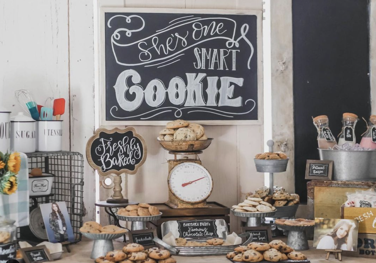 37 Creative Graduation Party Decoration Ideas to Celebrate Your ...