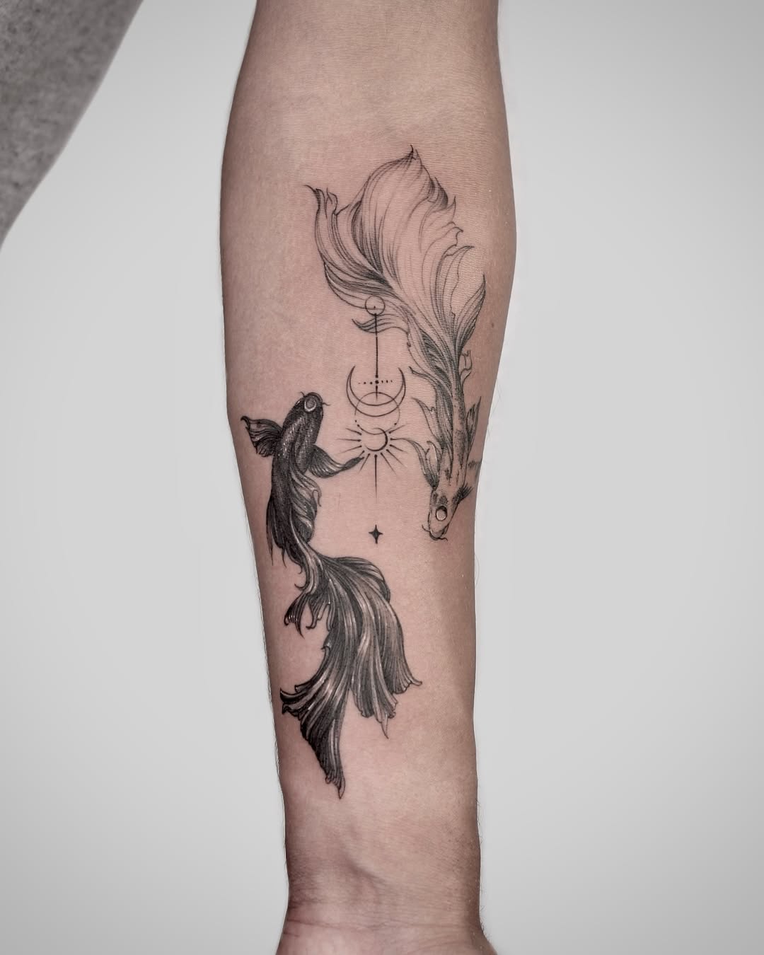 39 Forearm Tattoos: The Hottest Trends of the Year!