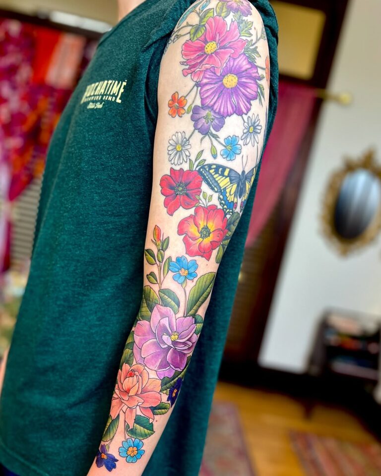 39 Forearm Tattoos: The Hottest Trends of the Year!