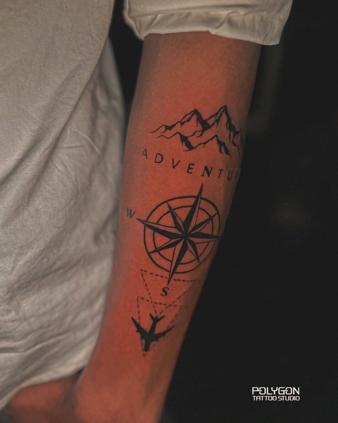 39 Forearm Tattoos: The Hottest Trends of the Year!