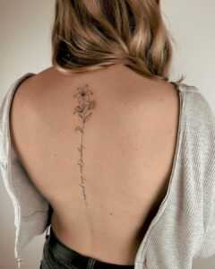 29 Stunning Spine Tattoo Ideas That Are Bold, Beautiful, and Meaningful ...