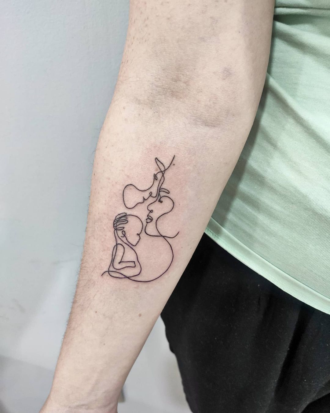 33 Meaningful Family Tattoo Ideas to Celebrate Your Unbreakable Bond