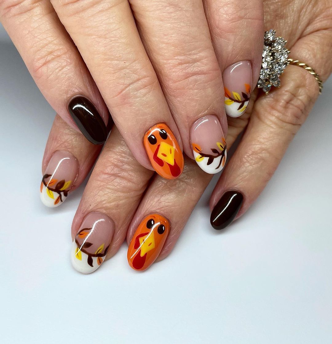 37 Thanksgiving Nails You'll Be Grateful For
