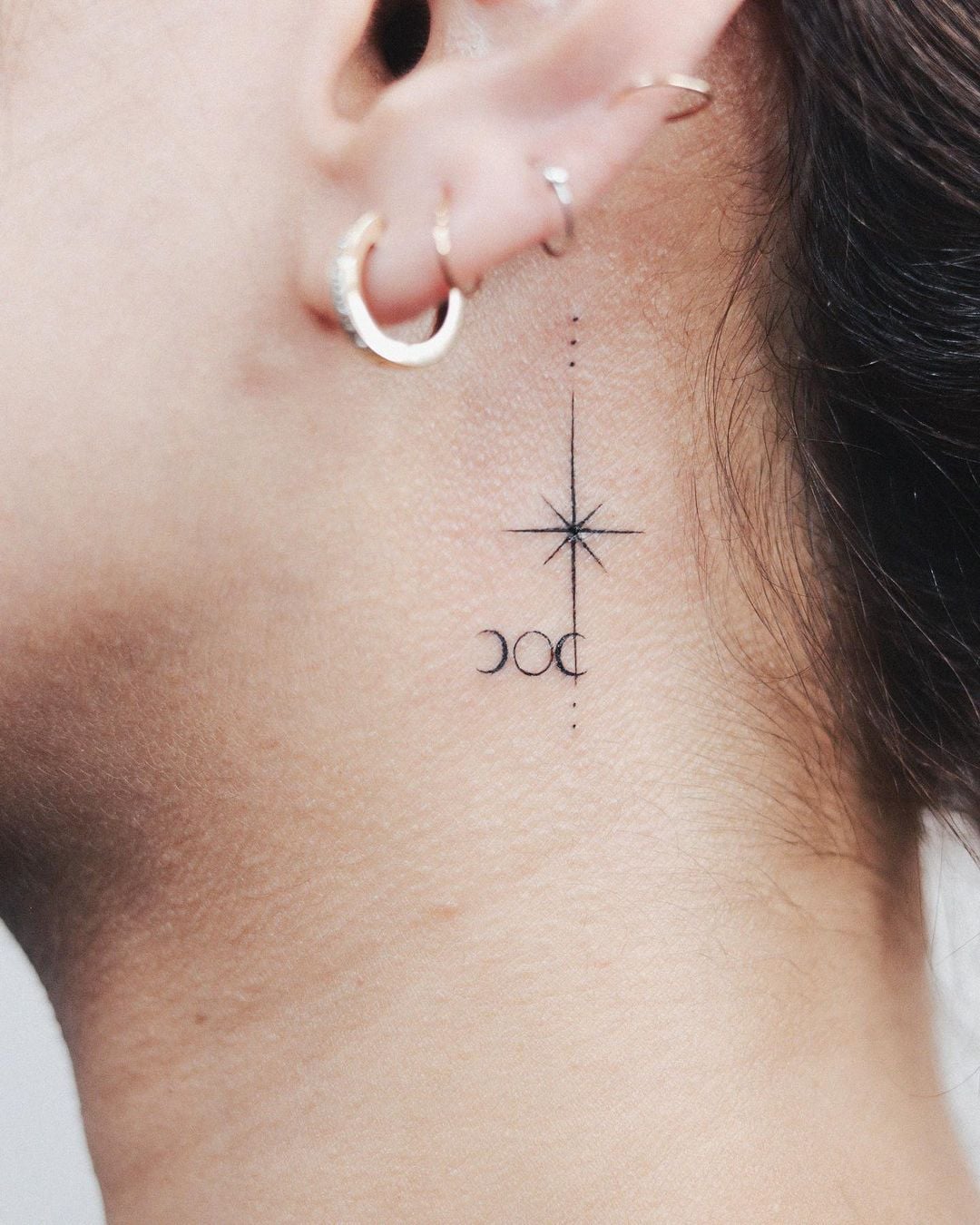 33 Small Tattoos That Are Trendy And Hot