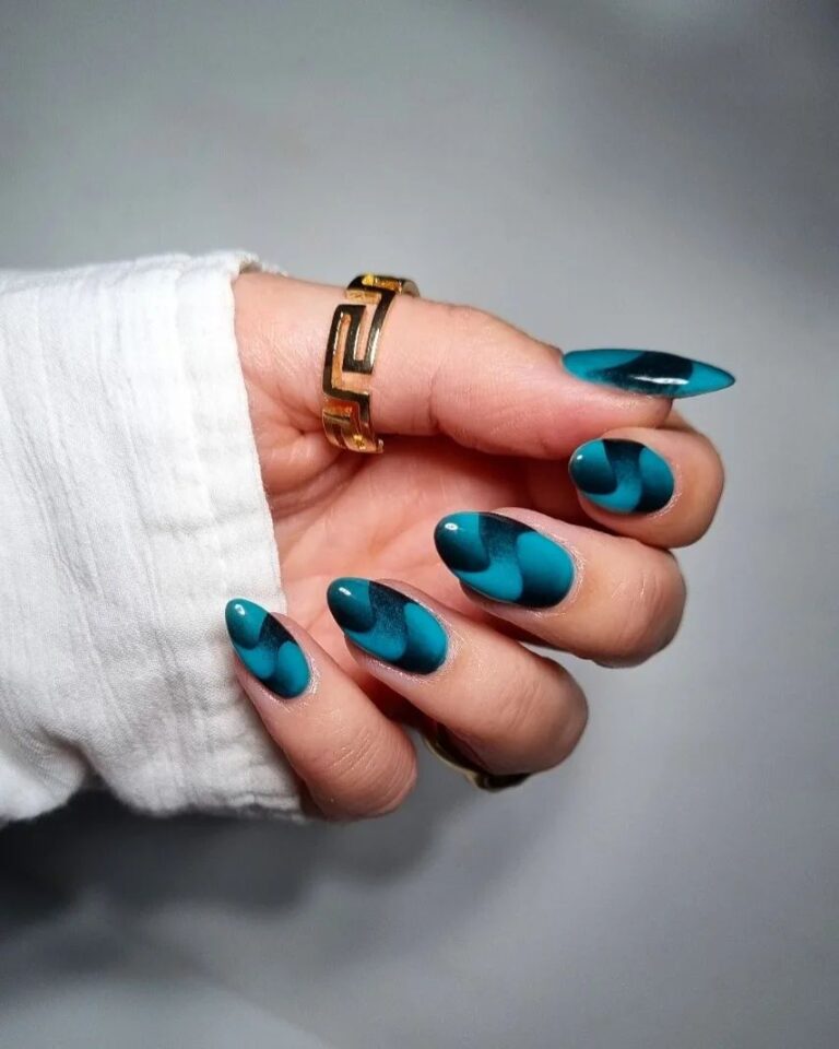 23 Cool, Classy & Bold: Blue Nail Ideas for Every Season