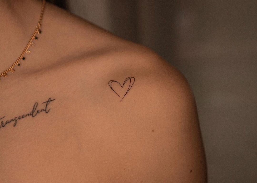 33 Small Tattoos That Are Trendy And Hot