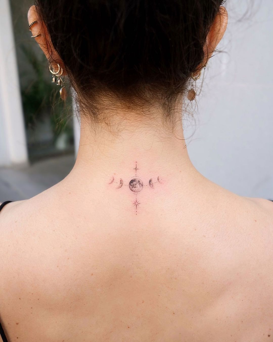 33 Small Tattoos That Are Trendy And Hot