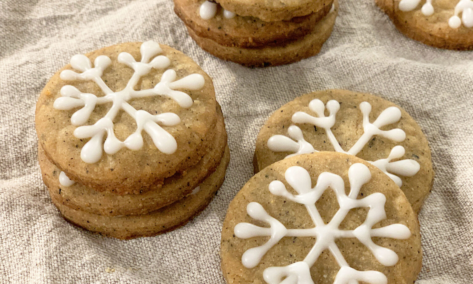 47 Festive Christmas Desserts You'll Love